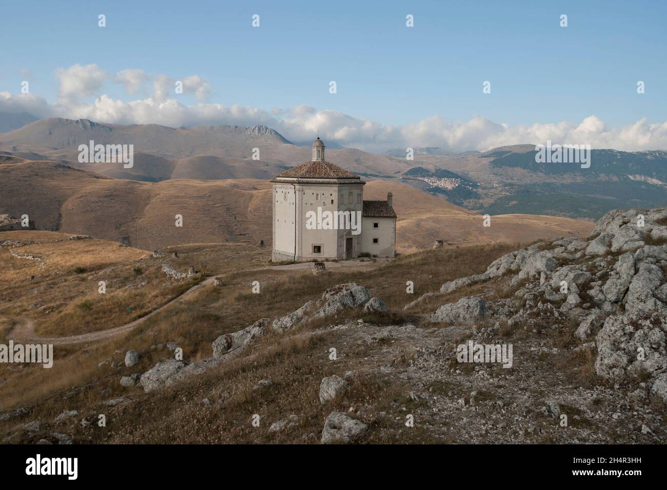 Castel del monte rocca calascio hi-res stock photography and images - Alamy