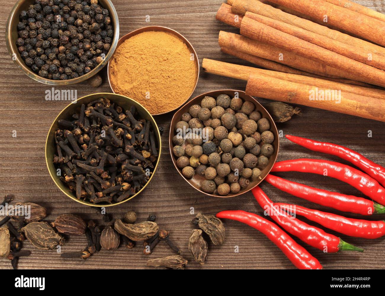 Aromatic spices food background, flat lay composition. Cinnamon sticks ...