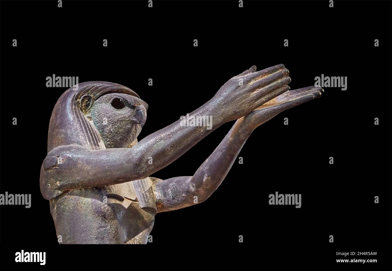 Ancient Egyptian bronze sculpture of god Horus, 1069-664 BC, . Louvre ...