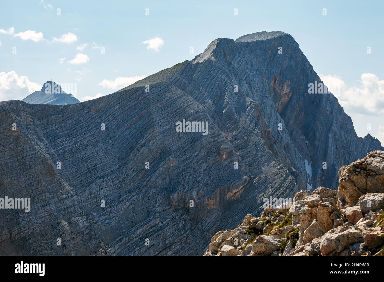 Sasso delle nove mountain. Rock stratifications. Sedimentary limestone ...