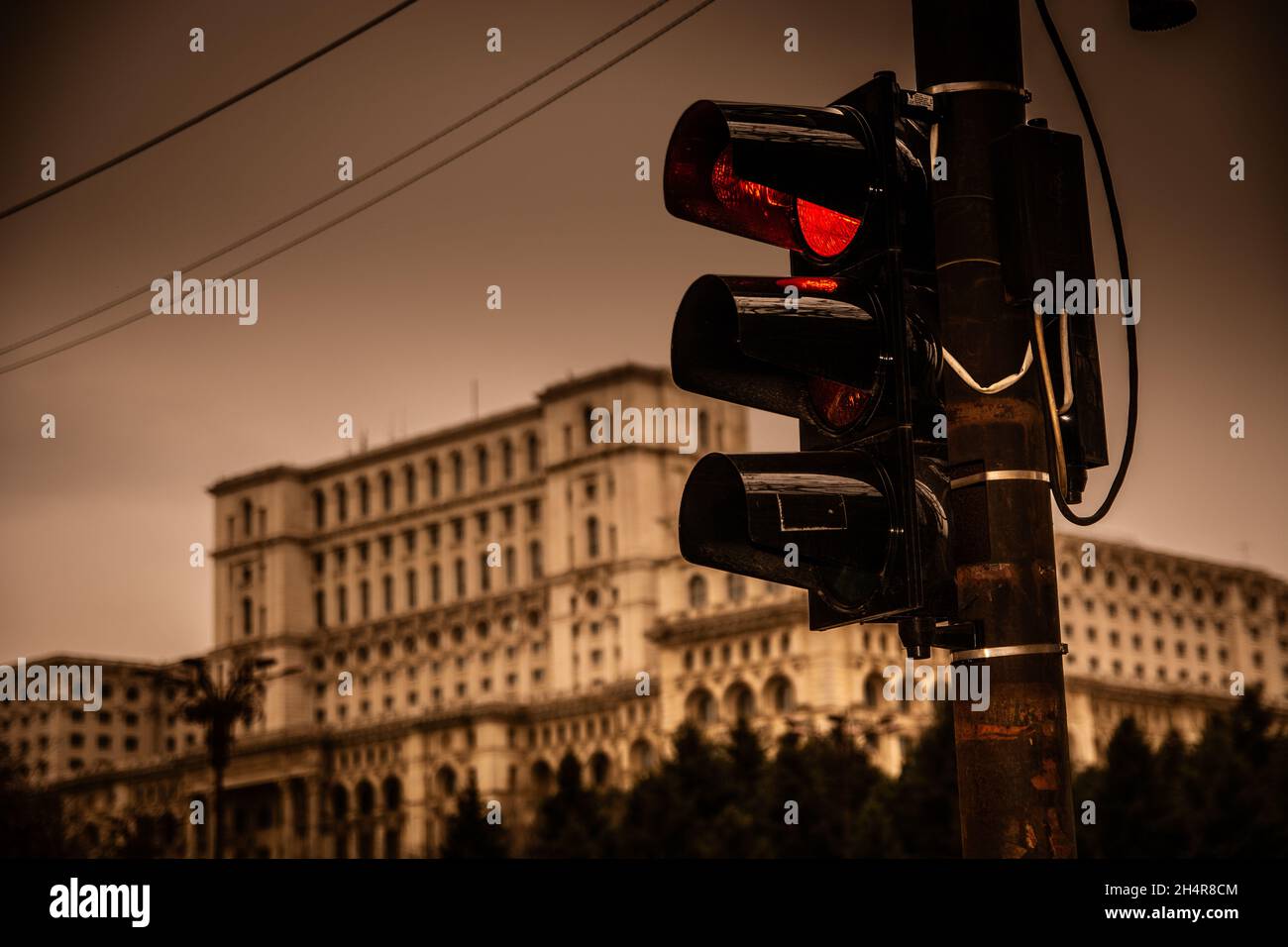 Architecture red light stop hdr Stock Photo - Alamy