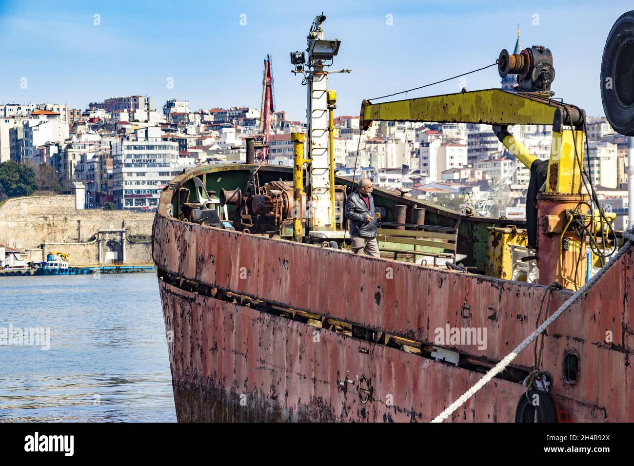Old port workers hi-res stock photography and images - Alamy