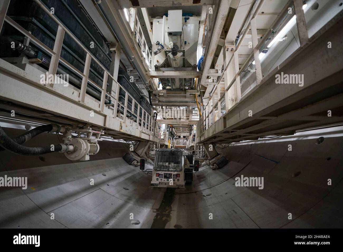 One of the two tunnelling machines at the south portal HS2 align ...