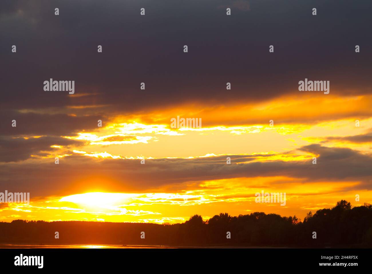 Sunset over the water. peaceful place Stock Photo - Alamy