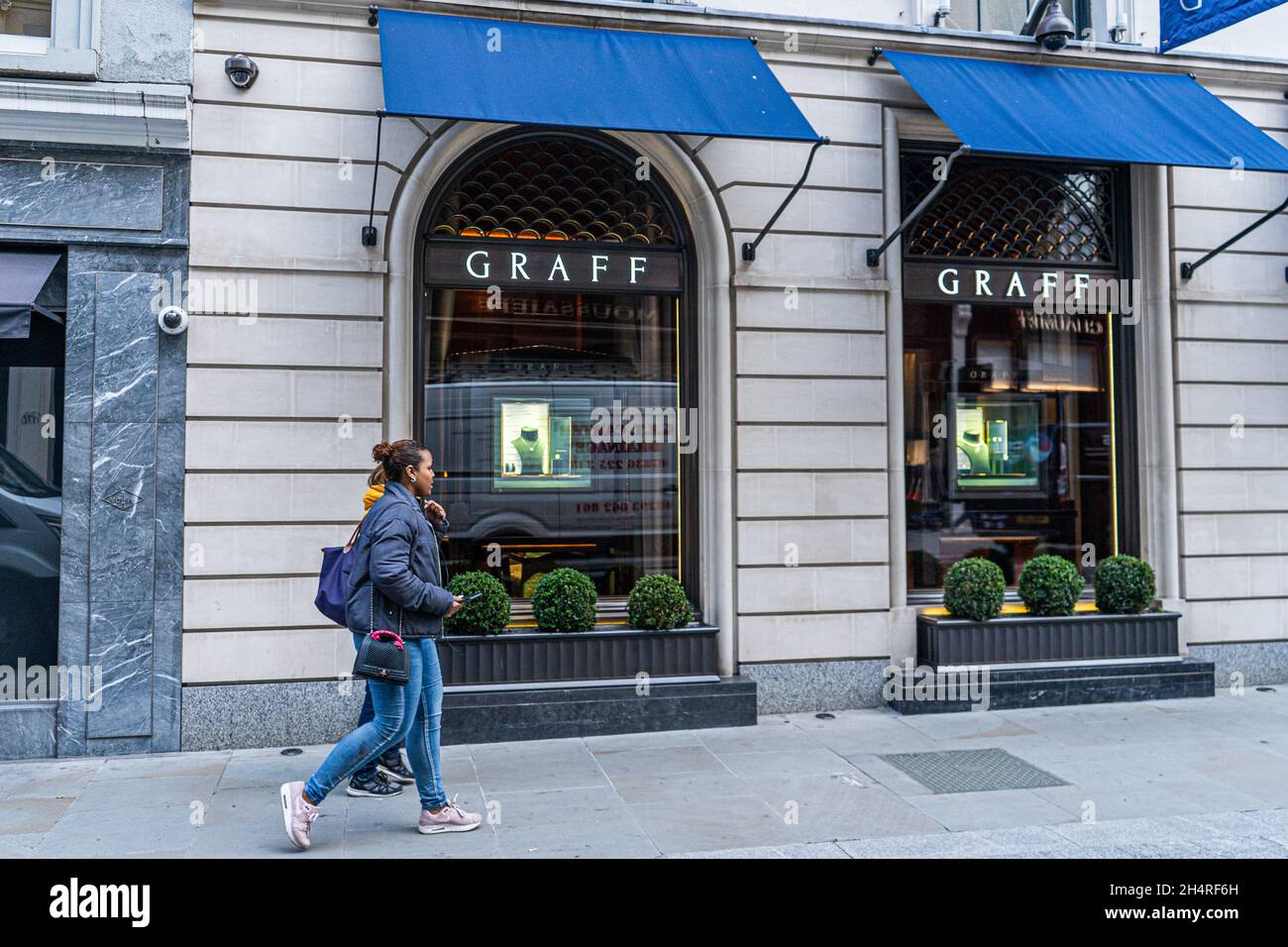 LONDON, UK. 4 Nov, 2021. Graff store in New Bond street. The personal ...