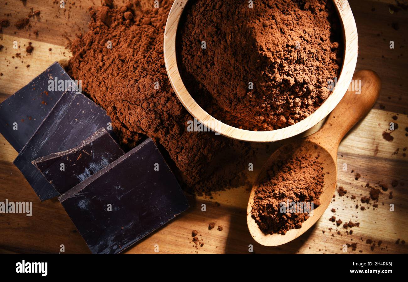 Cocoa processing hi-res stock photography and images - Alamy