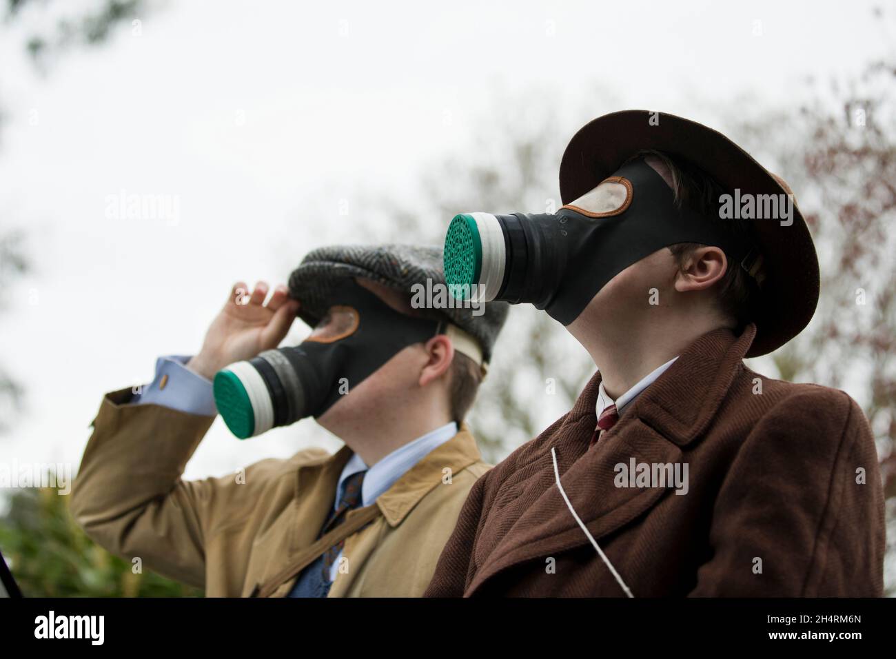 World war gas mask warning hi-res stock photography and images - Alamy