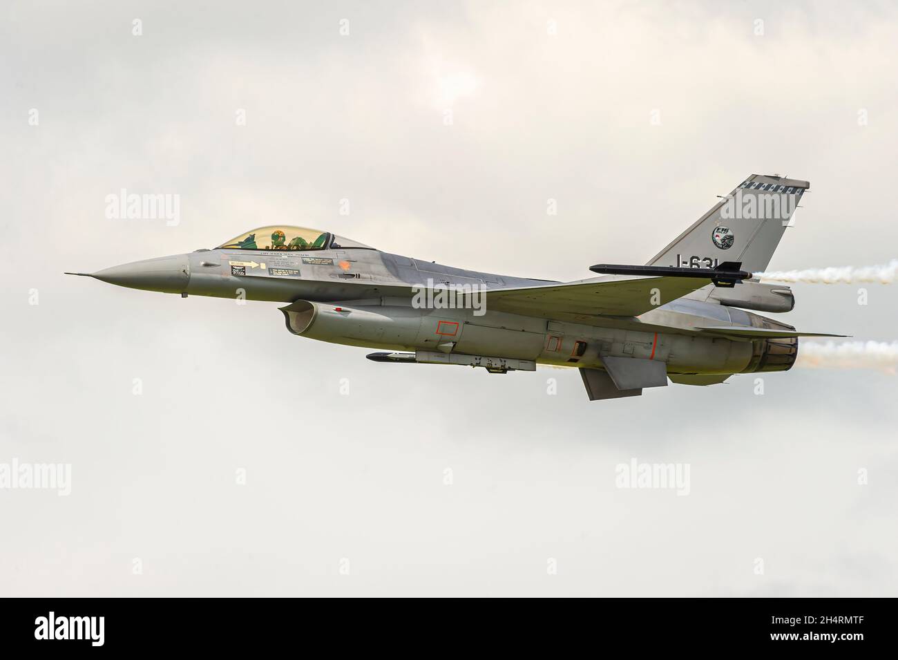 Dutch Air Force F-16 Stock Photo - Alamy