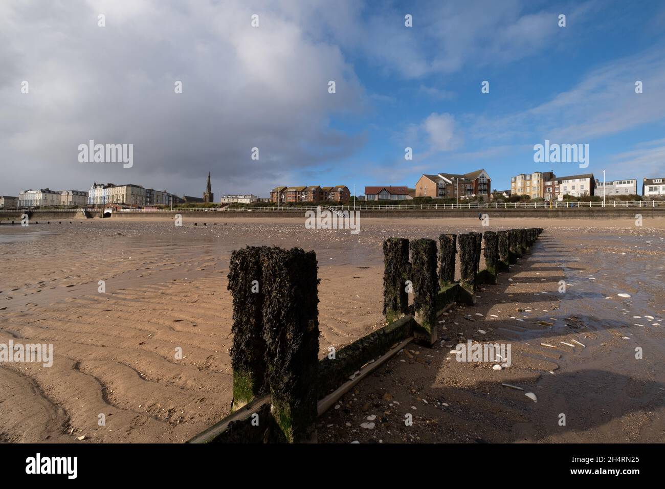 Yorkshire Coastal Erosion High Resolution Stock Photography and Images ...
