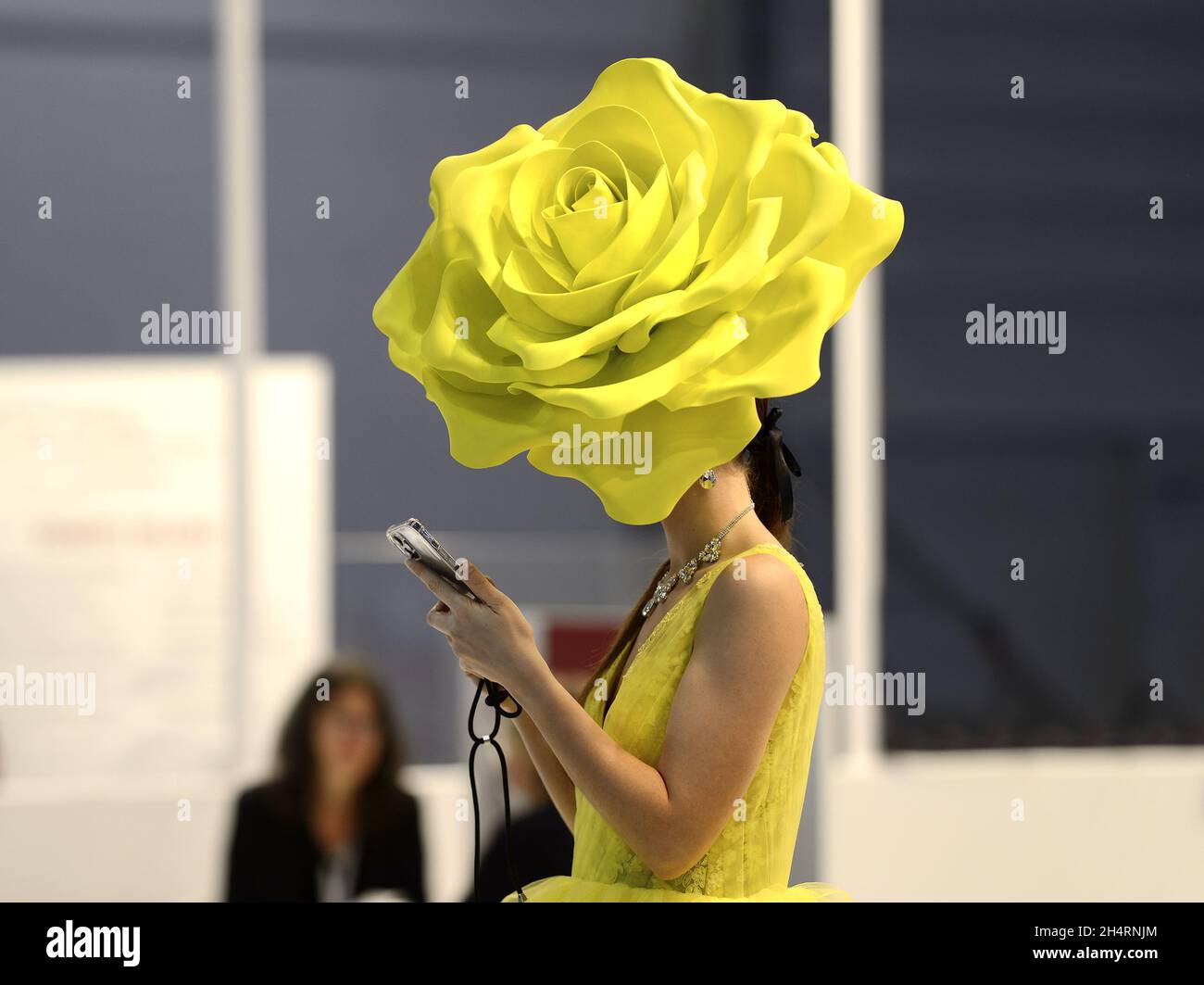 Yellow hat hi-res stock photography and images - Alamy