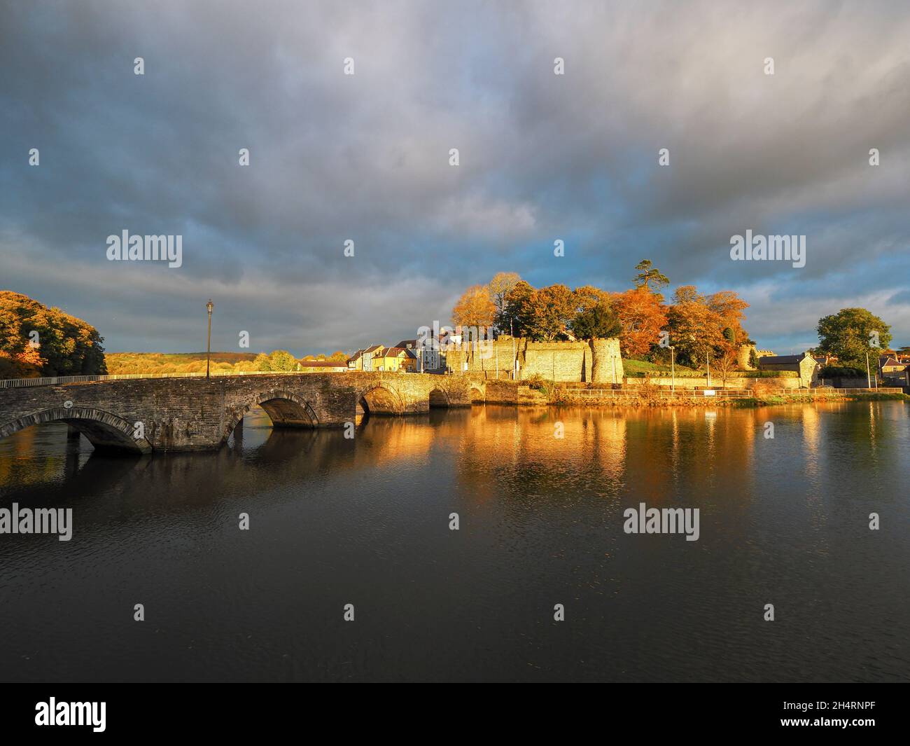 Cardigan castle hi-res stock photography and images - Alamy