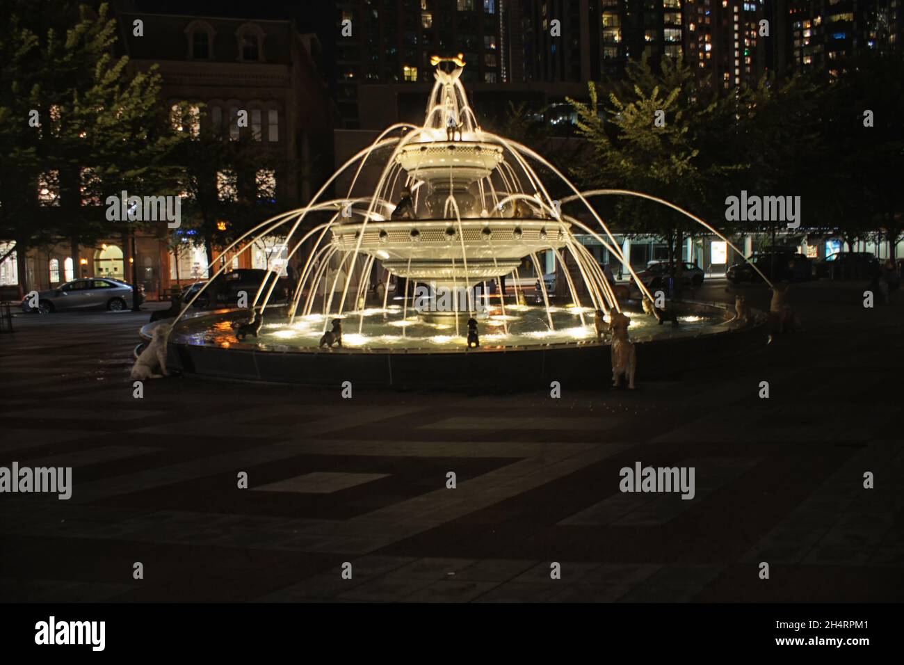 Toronto water fountains hi-res stock photography and images - Alamy