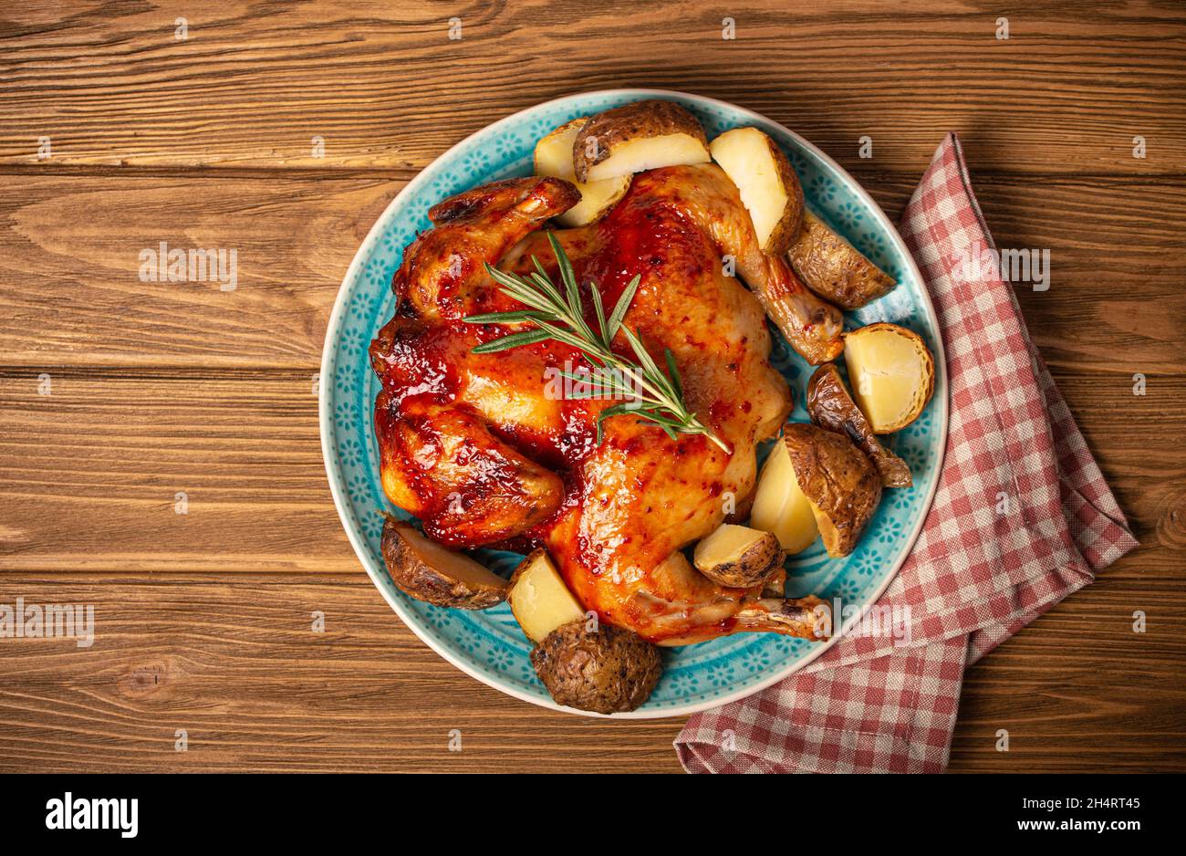Chicken from above hi-res stock photography and images - Alamy