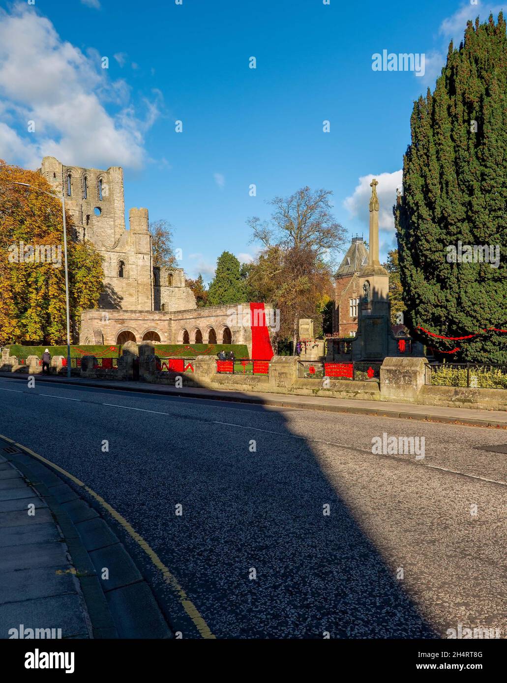 Kelso Abbey and War Memorial in Kelso, Scottish Borders, Scotland, UK ...