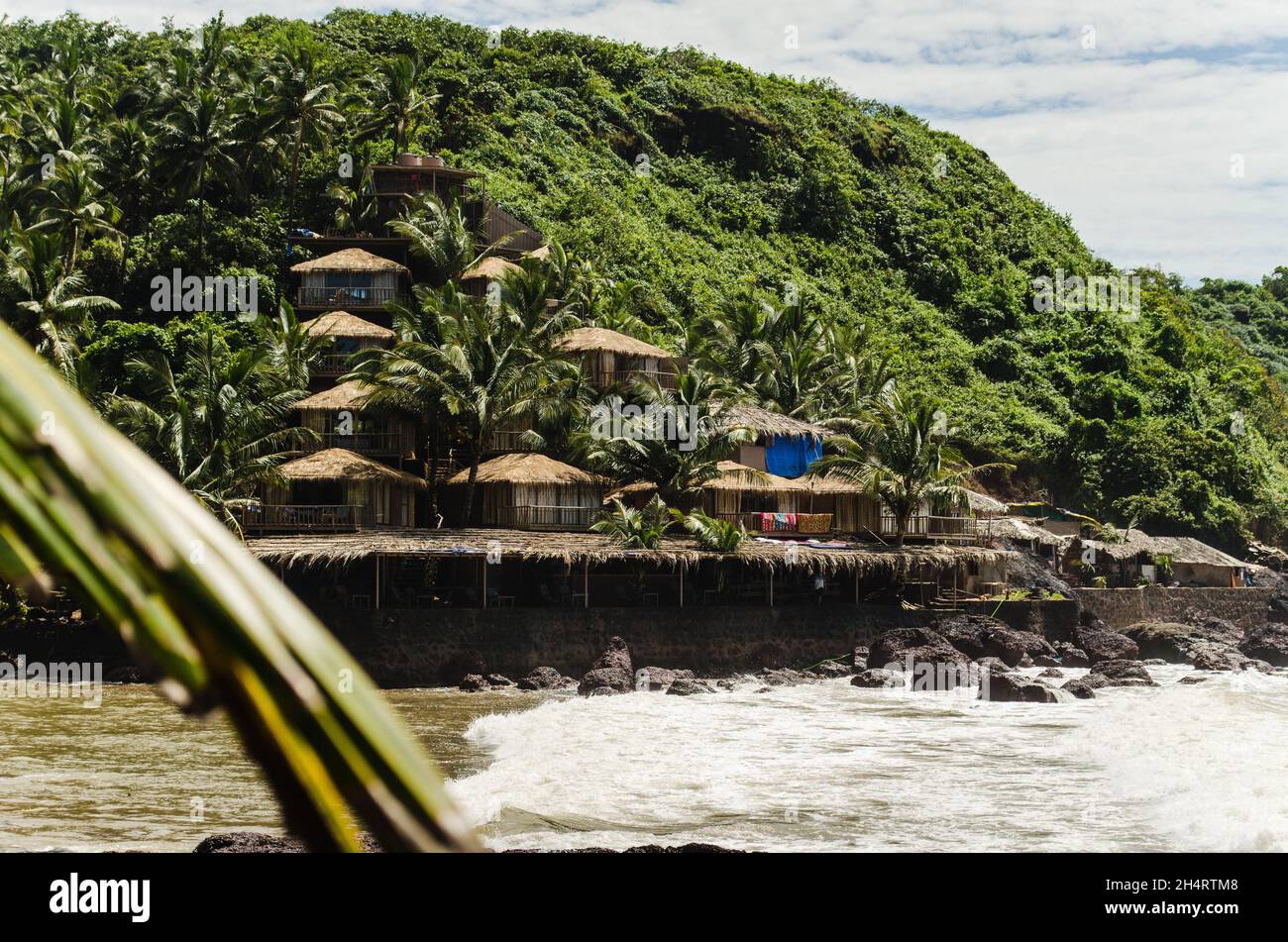 strong waves in Cola beach in goa Stock Photo - Alamy