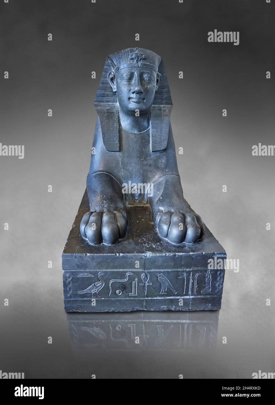 Egyptian sphinx statue sculpture of Nepherites 1st, 398-392 BC, 29th ...