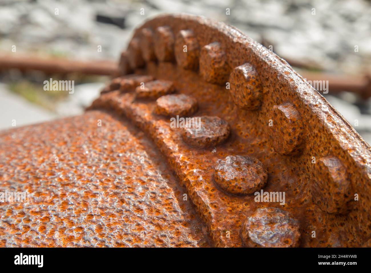 Rusty rivets hi-res stock photography and images - Alamy