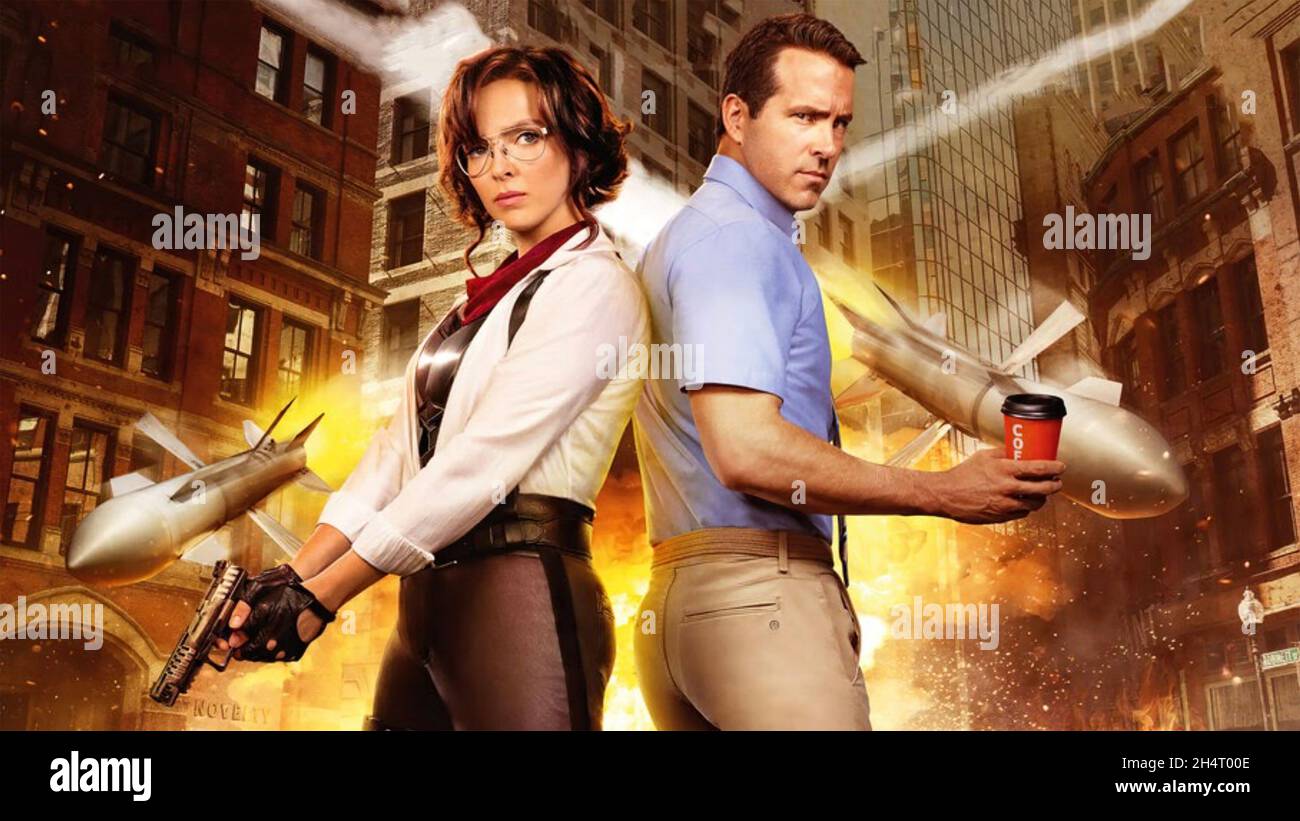 Jodie comer and free guy hi-res stock photography and images - Alamy