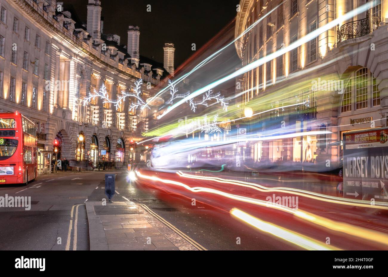 London bus at night Stock Photo - Alamy