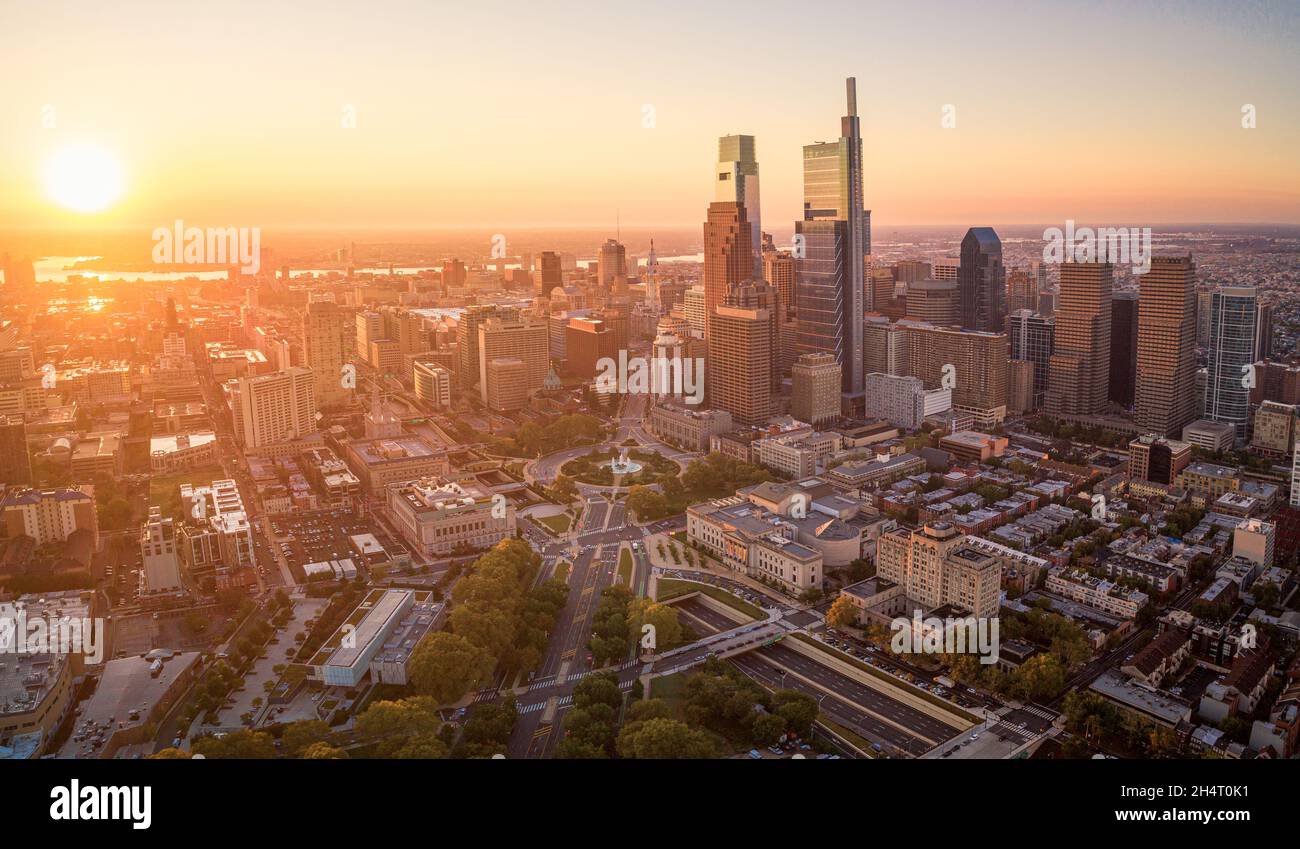Philadelphia, Pennsylvania Sunset Skyline Cityscape with Skyscrapers ...