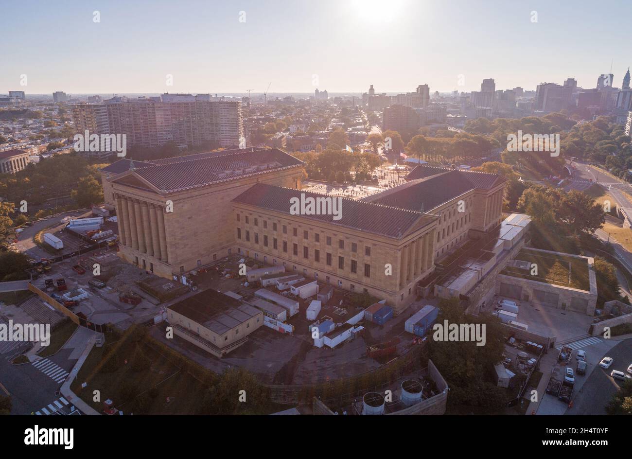 Beautiful philadelphia cityscape museum art hi-res stock photography ...