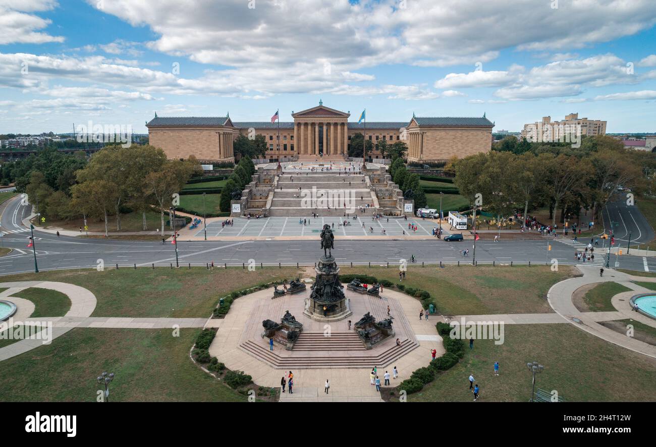 The Philadelphia Pennsylvania Museum of Art. Washington Monument ...