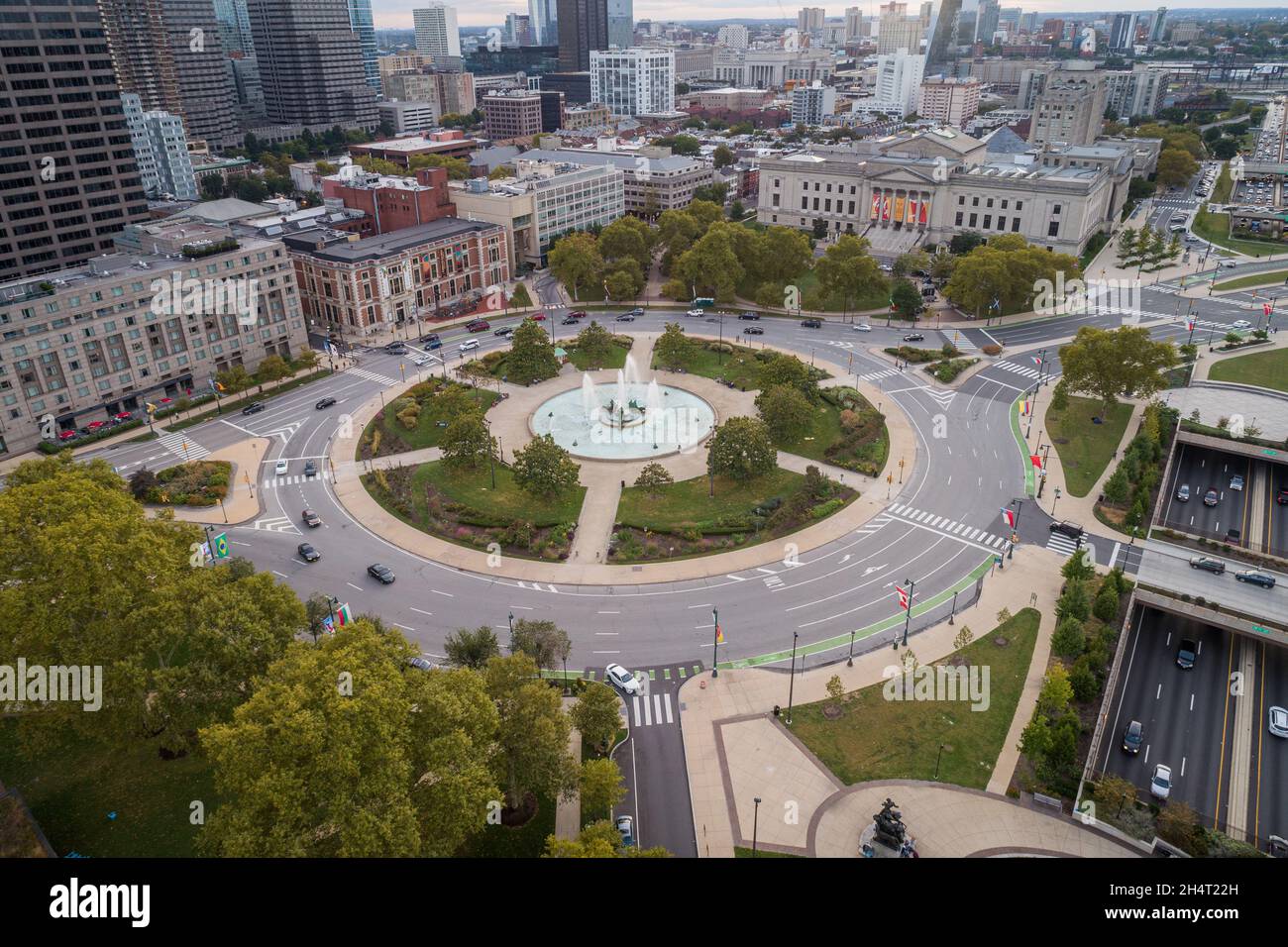 Logan Square and Philadelphia Skyline, Downtown. Pennsylvania, USA ...