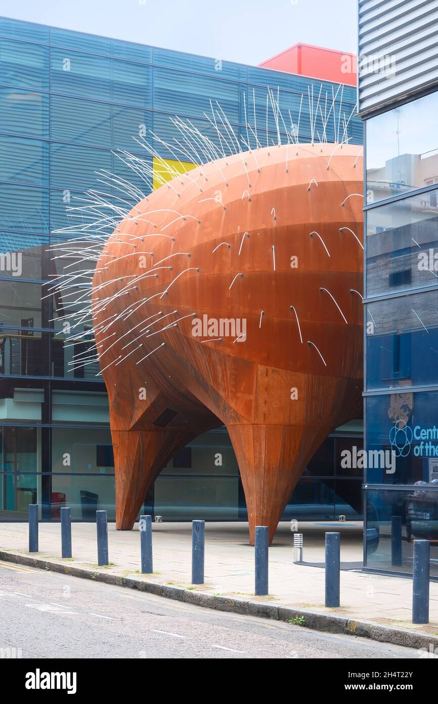 London, England, UK - Blizard building and Neuron Pod for Queen Mary ...