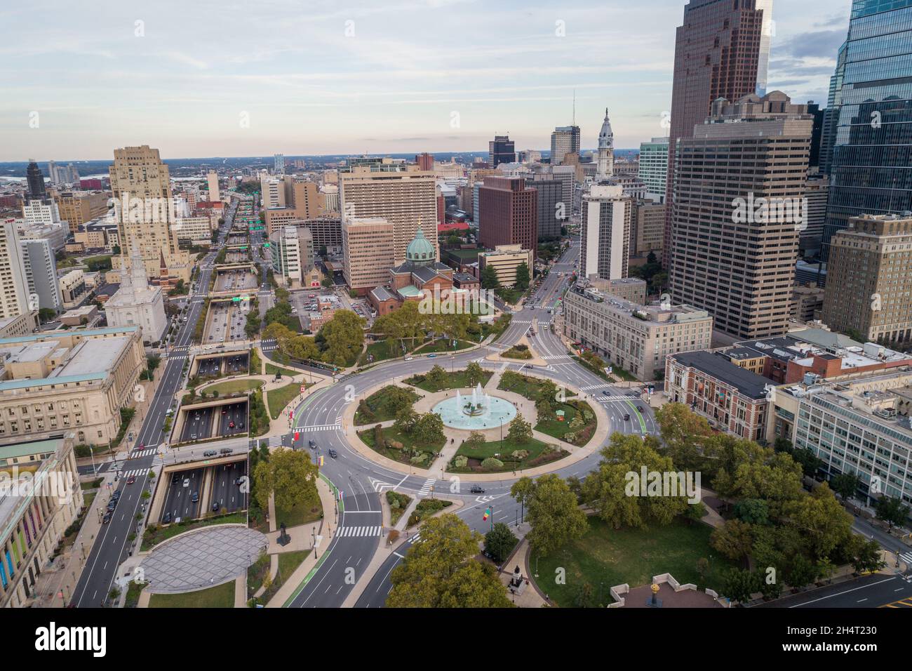 Logan Square and Philadelphia Skyline, Downtown. Pennsylvania, USA ...