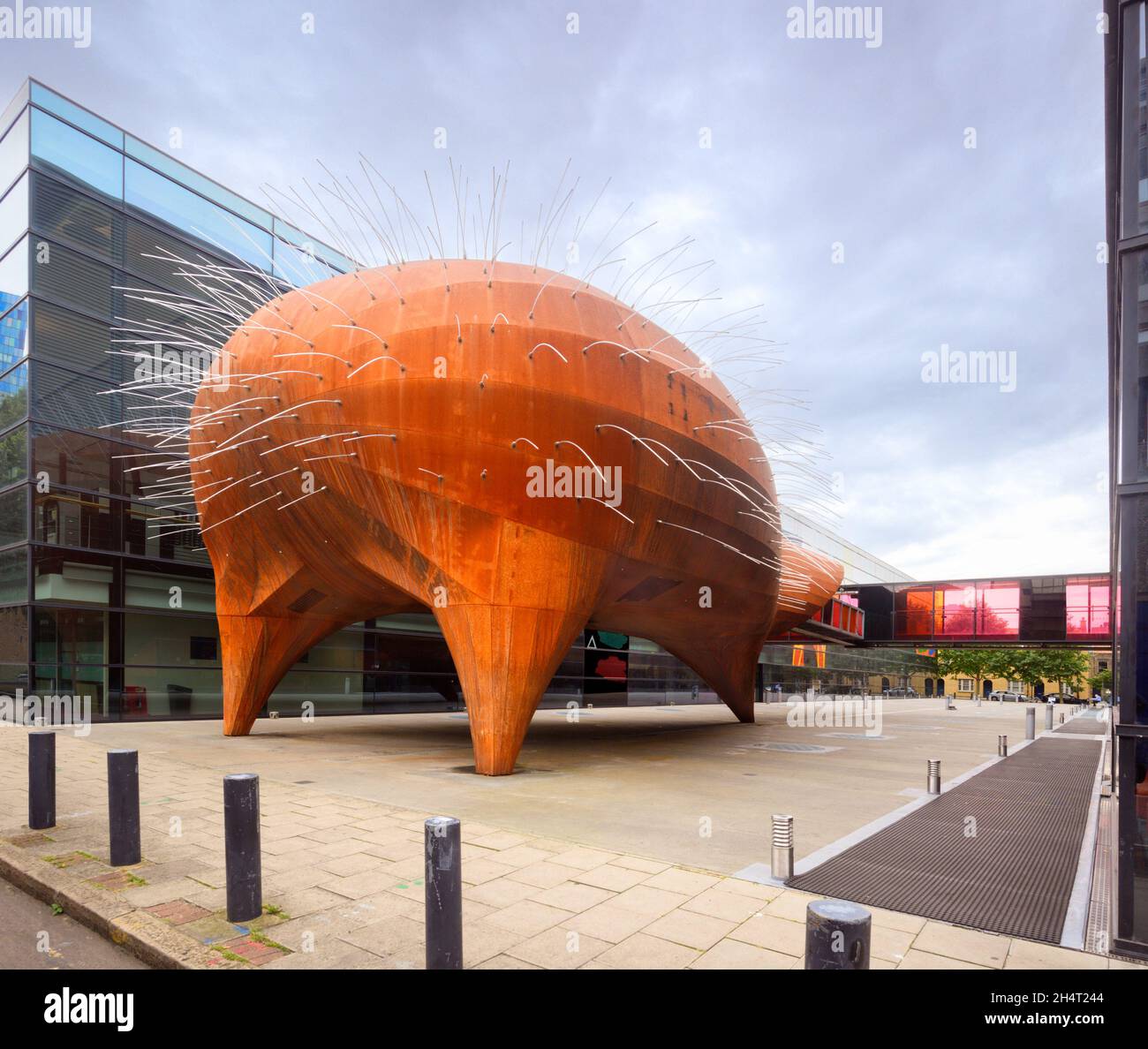 London, England, UK - Blizard building and Neuron Pod for Queen Mary ...