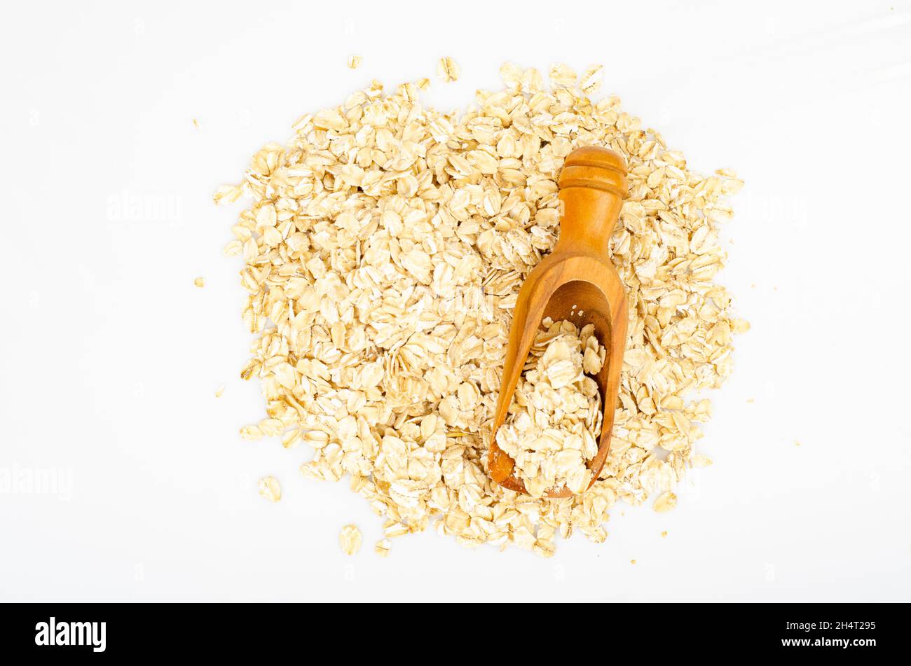 Pile of oatmeal isolated on white background. Healthy eating. Studio ...