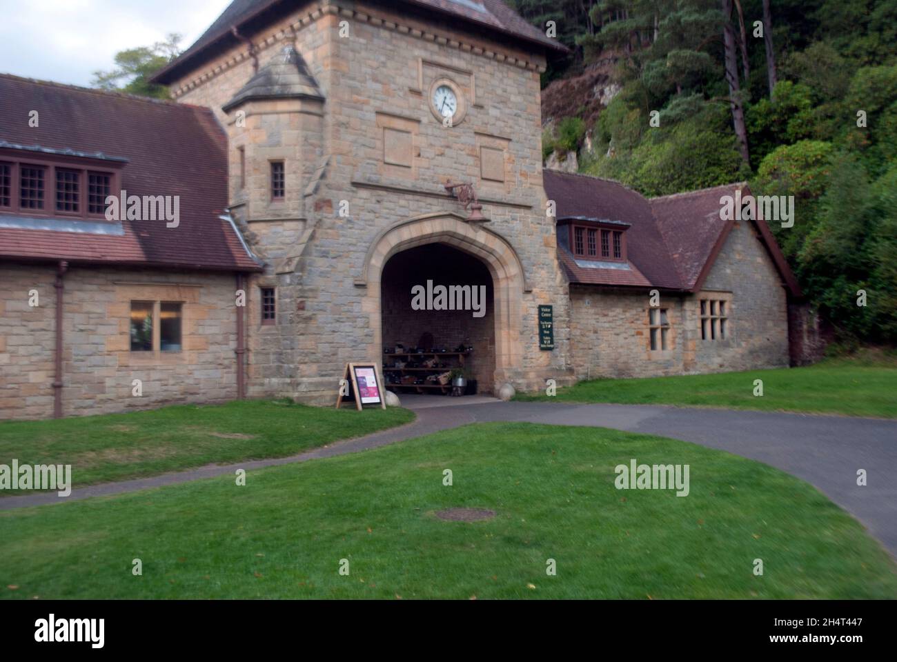 Visitor centre cragside rothbury hi-res stock photography and images ...