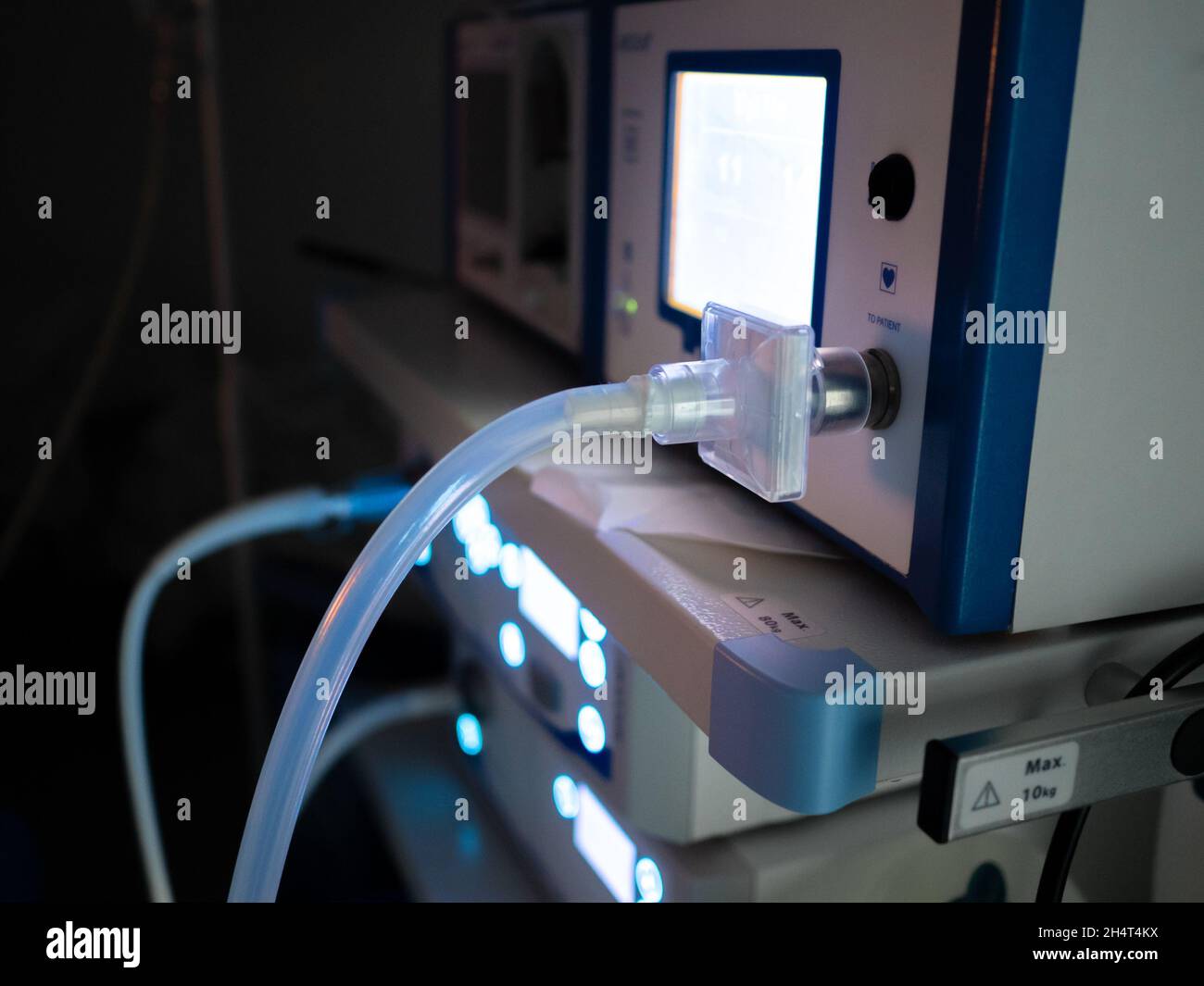 Laparoscopic surgery hi-res stock photography and images - Alamy