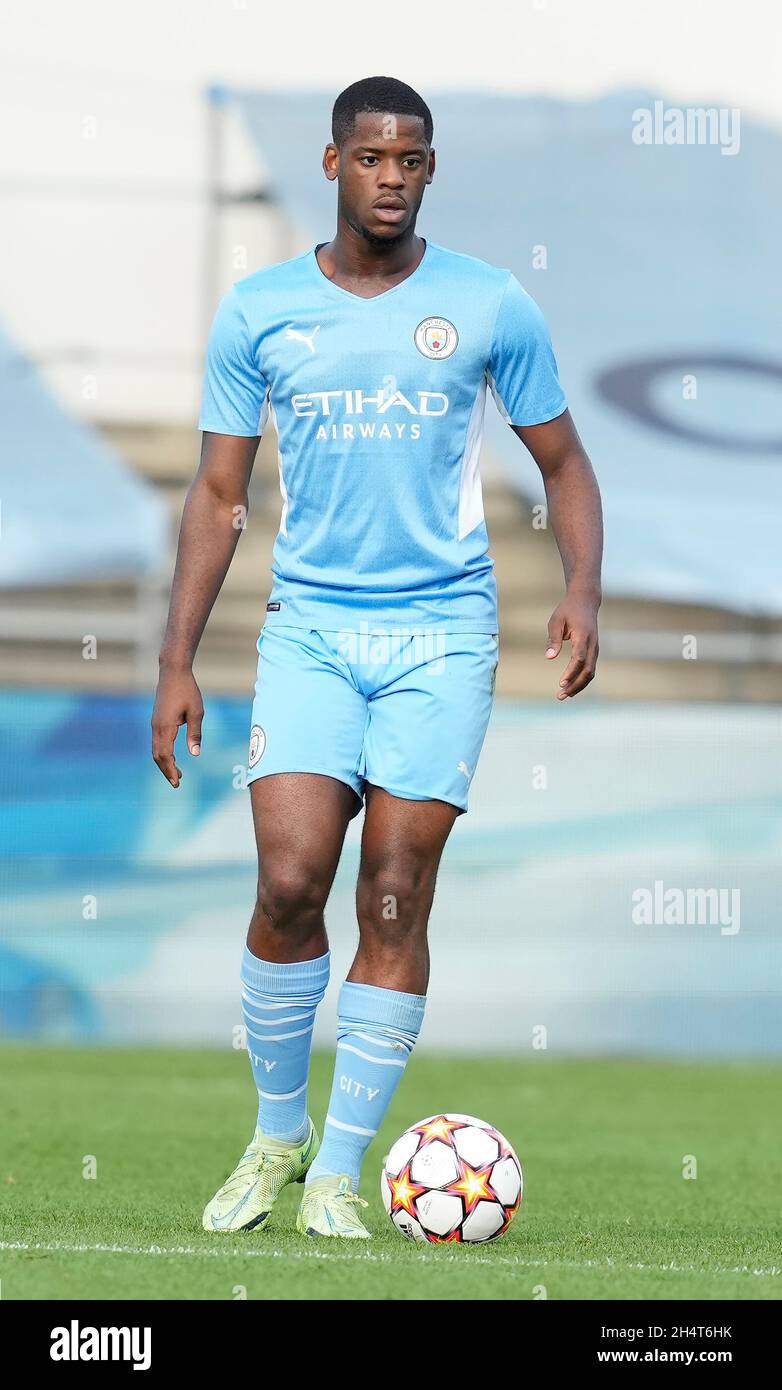 Luke mbete hi-res stock photography and images - Alamy