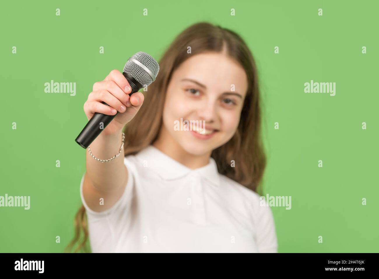 Child interview mic hi-res stock photography and images - Alamy