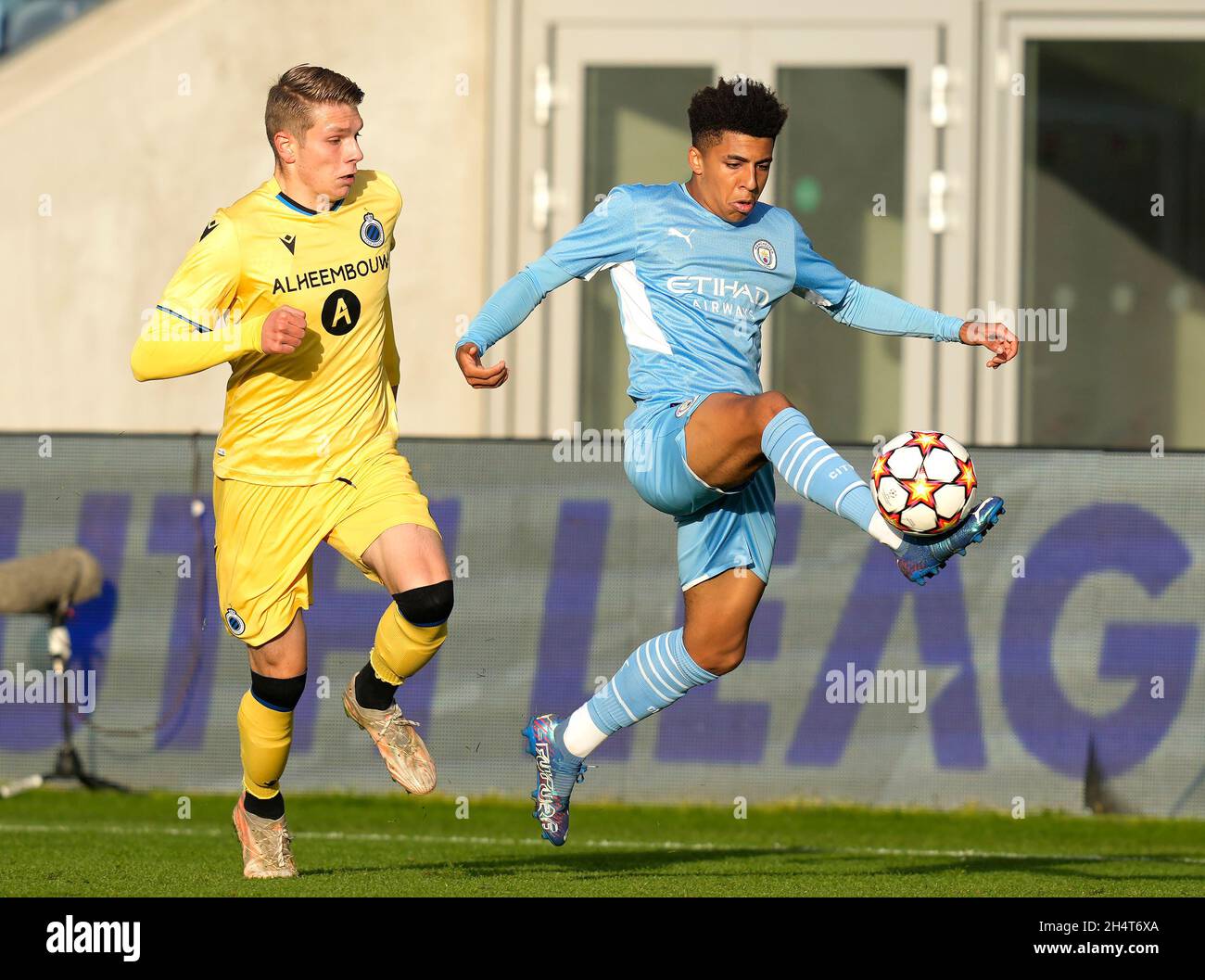 Manchester city football club academy hi-res stock photography and ...
