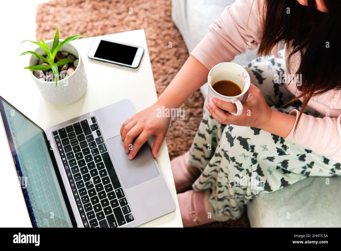 Sofa surfing hi-res stock photography and images - Alamy