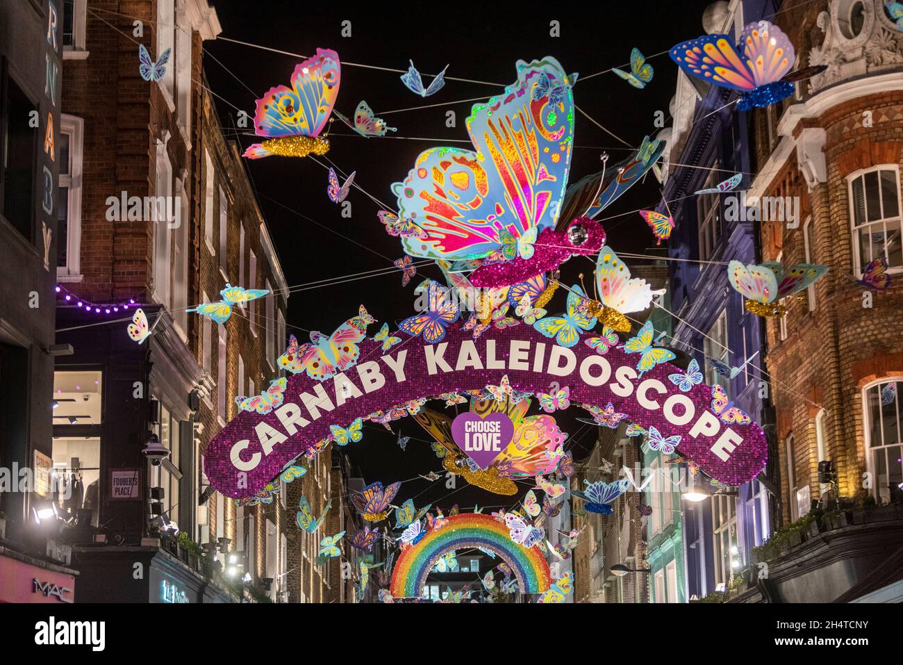 Carnaby street christmas lights 2021 hi-res stock photography and ...