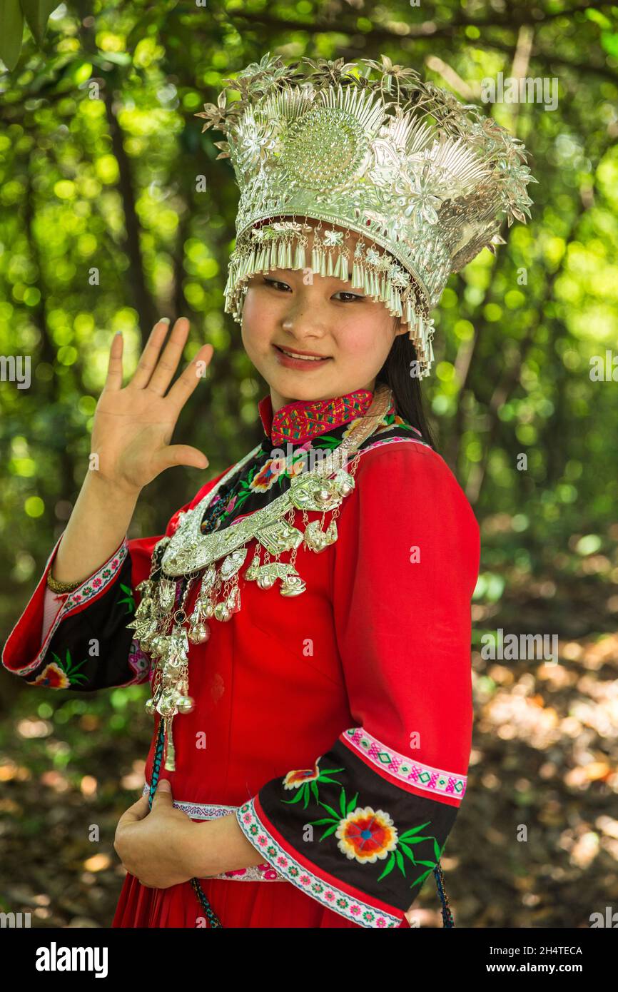 Traditional ceremonial dress hi-res stock photography and images - Alamy