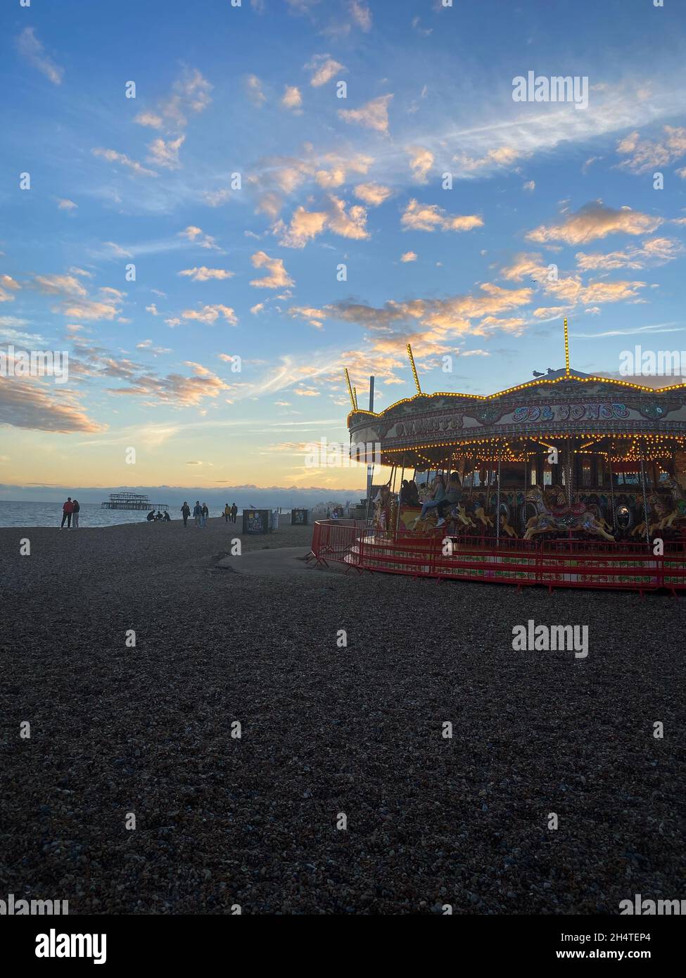 Golden gallopers carousel hi-res stock photography and images - Alamy
