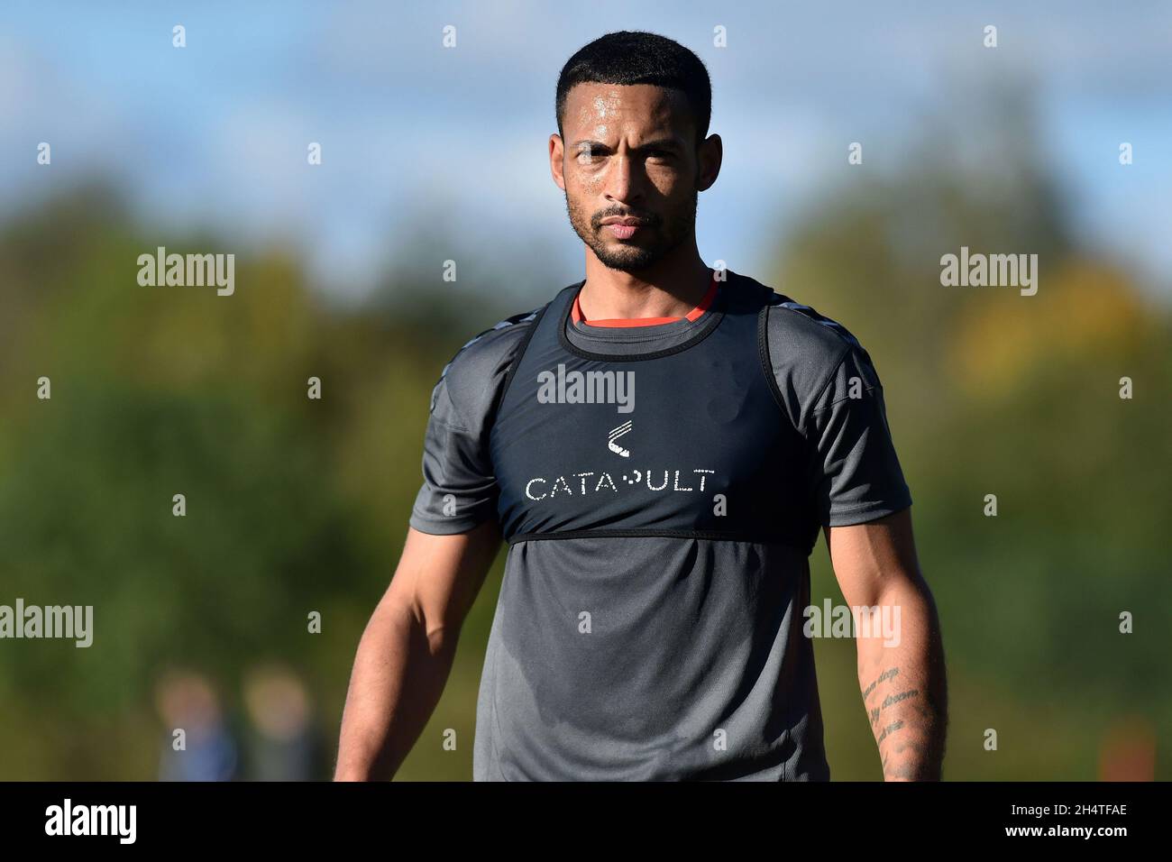 OLDHAM, GBR. NOV 4TH Oldham Athletic's Jordan Clarke during Oldham ...