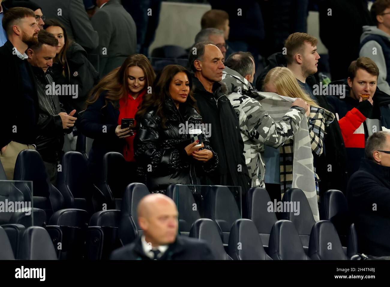 Hotspur and his wife hi-res stock photography and images - Alamy