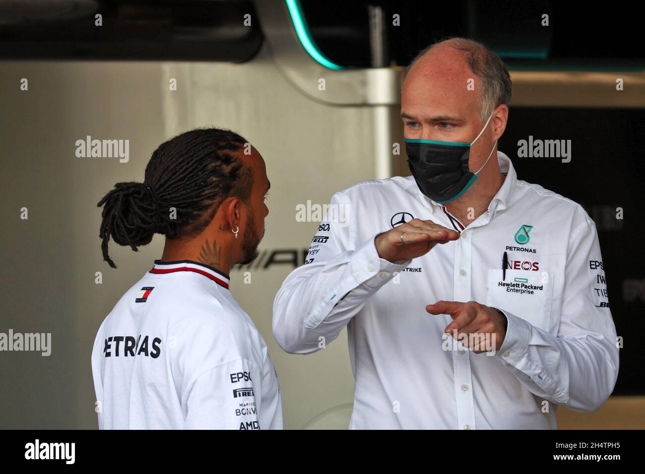Mexico City, Mexico. 04th Nov, 2021. (L to R): Lewis Hamilton (GBR ...
