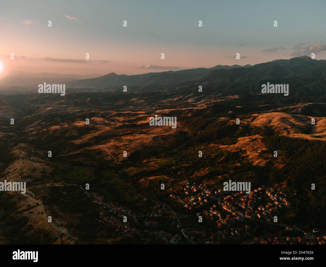 Photo sun rising over hi-res stock photography and images - Alamy