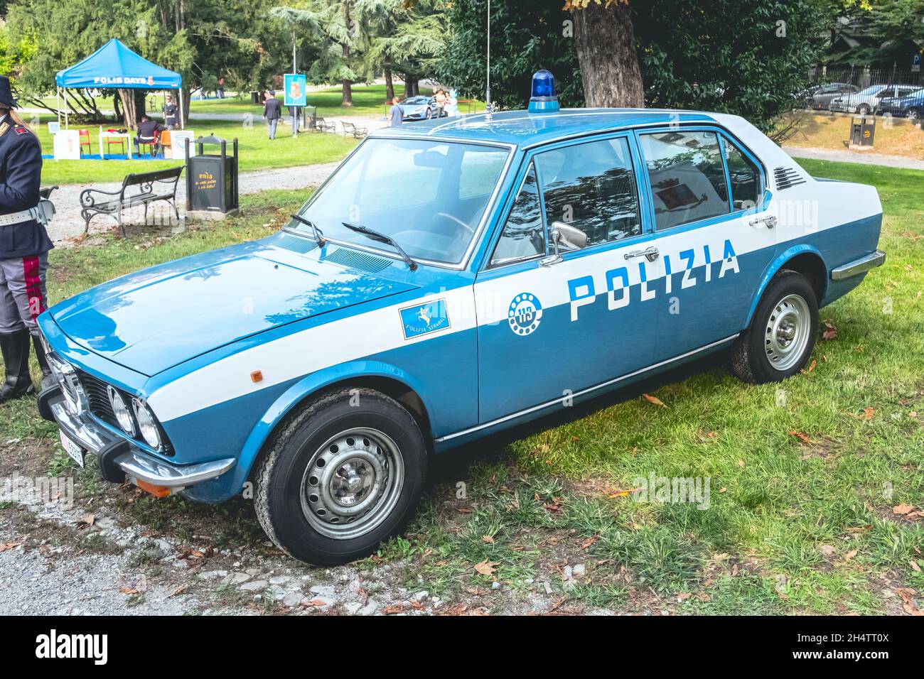 Alfa romeo alfetta polizia hi-res stock photography and images - Alamy