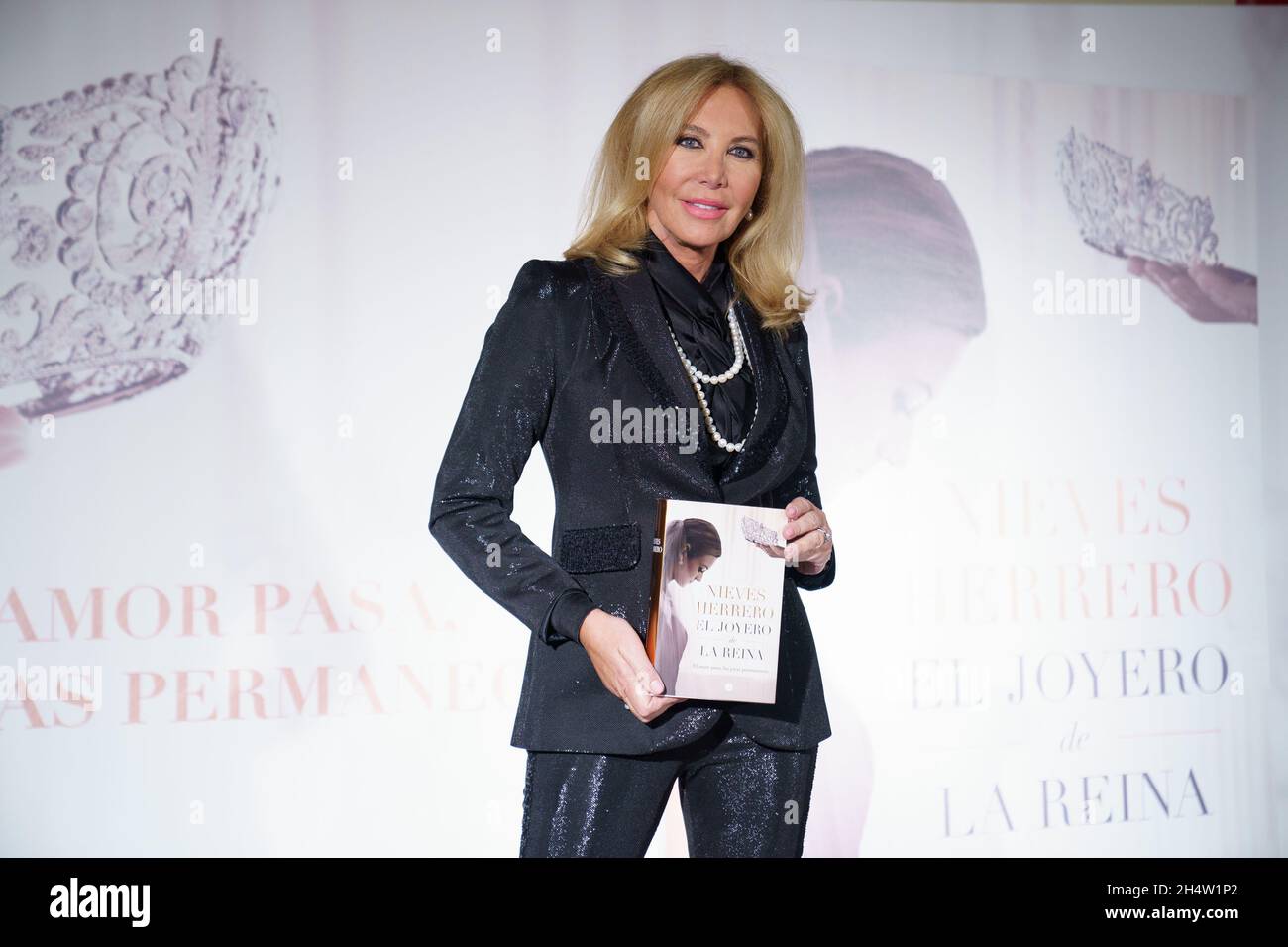 Norma Duval attends the presentation of Nieves Herrero's new book 'El ...