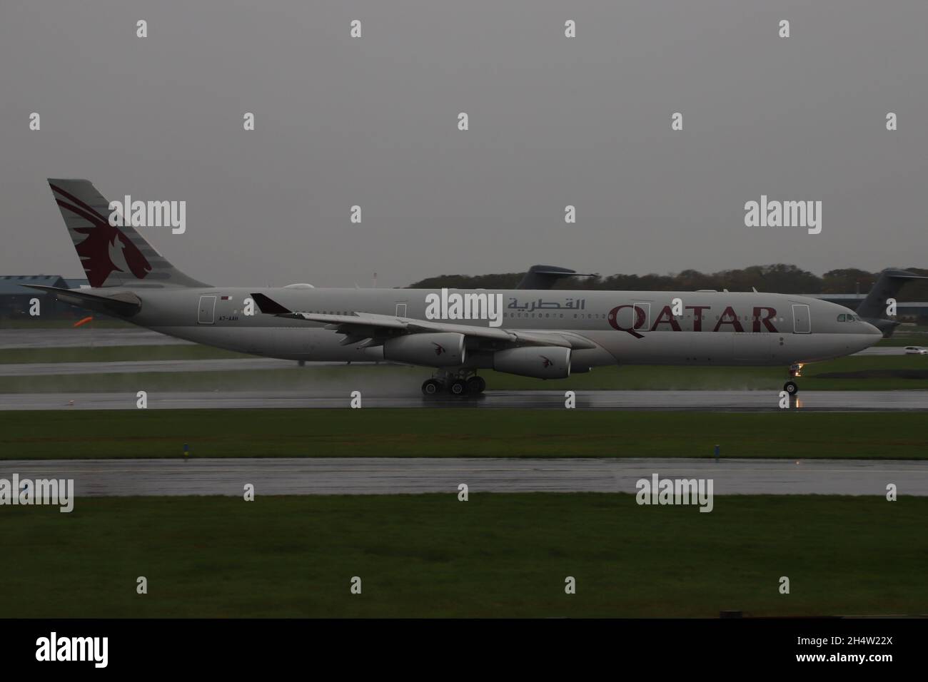 Al khutut al jawwiyya al qatariya hi-res stock photography and images ...