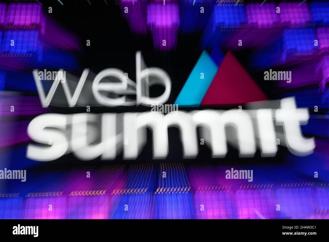 Summit logo hi-res stock photography and images - Alamy