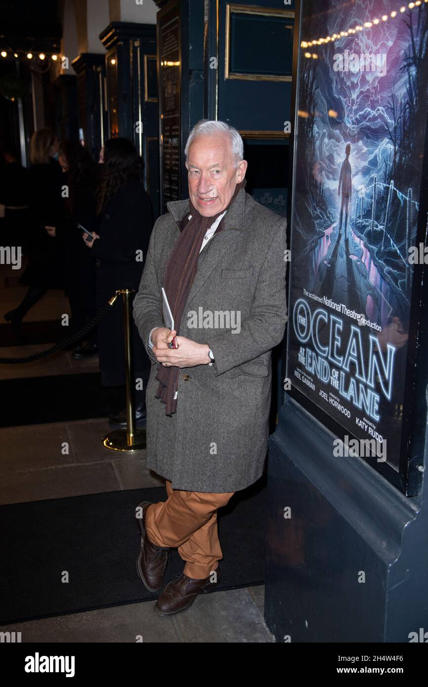 London, UK. 04th Nov, 2021. LONDON - ENGLAND 04 Nov: Simon Callow ...