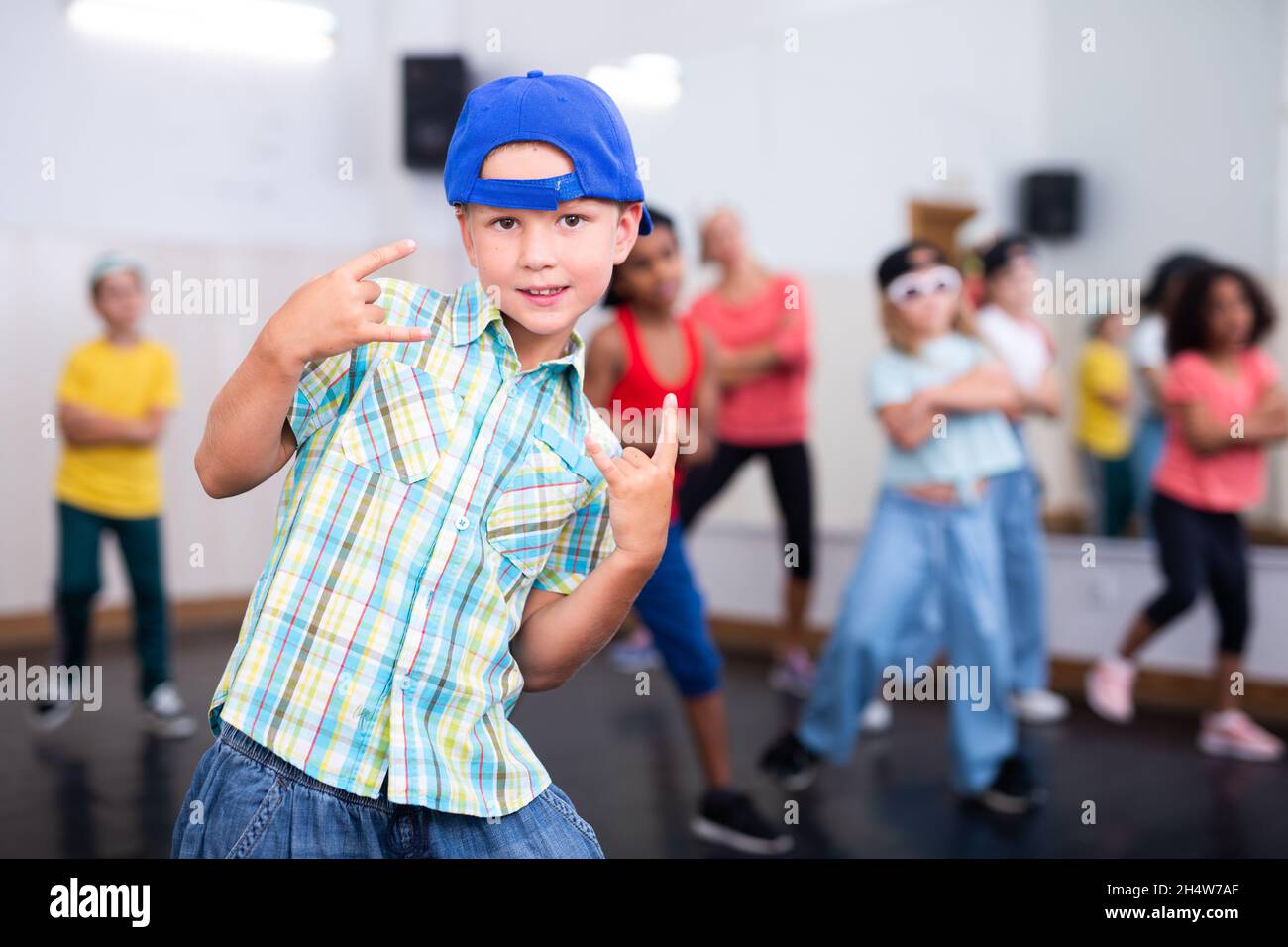 Boy hip-hop dancer posing at studio Stock Photo - Alamy